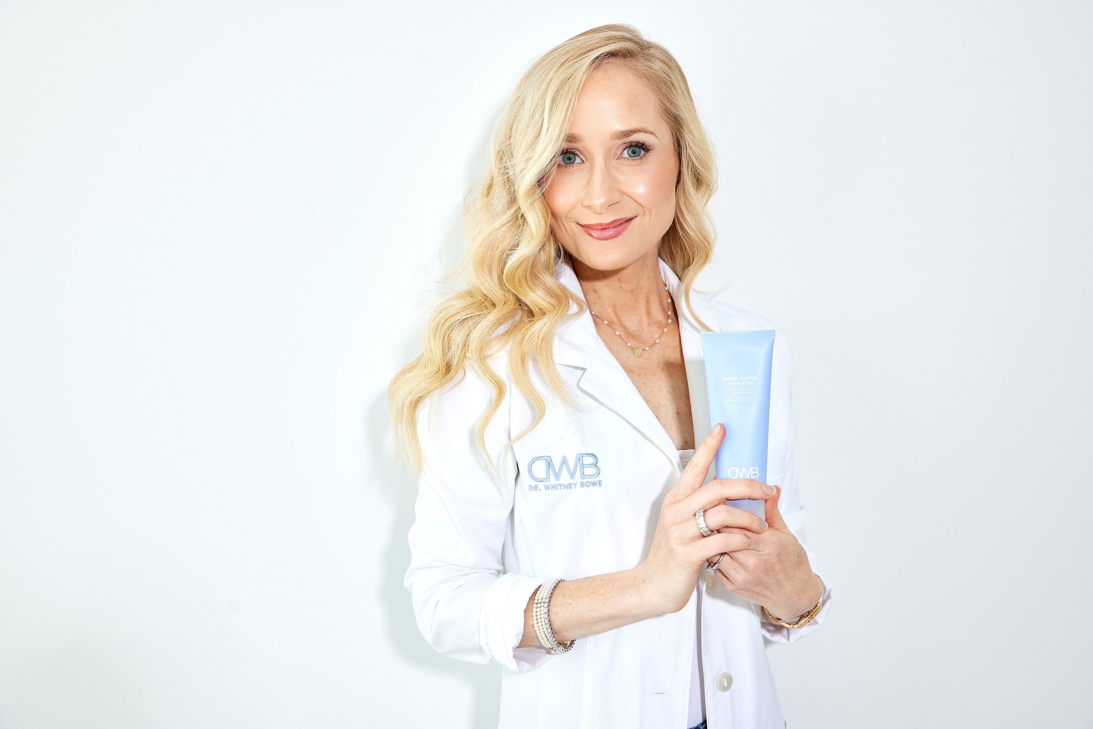 The NEW Bowe Glowe Cleanser – Dr. Whitney Bowe Beauty